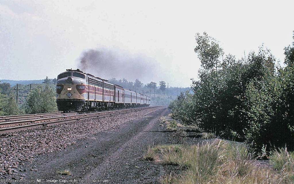 EL 812 powers the Lake Cities franchise.